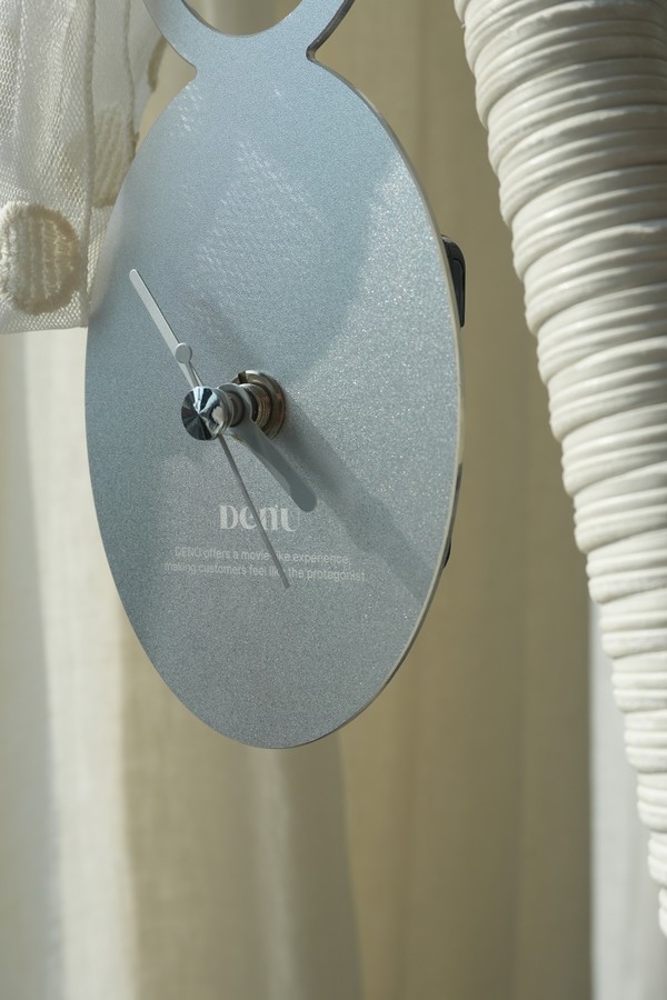 데누(Denu), 신규 오브제(Dangling Clock & Prime Base Pen Holder) 컬렉션 공개